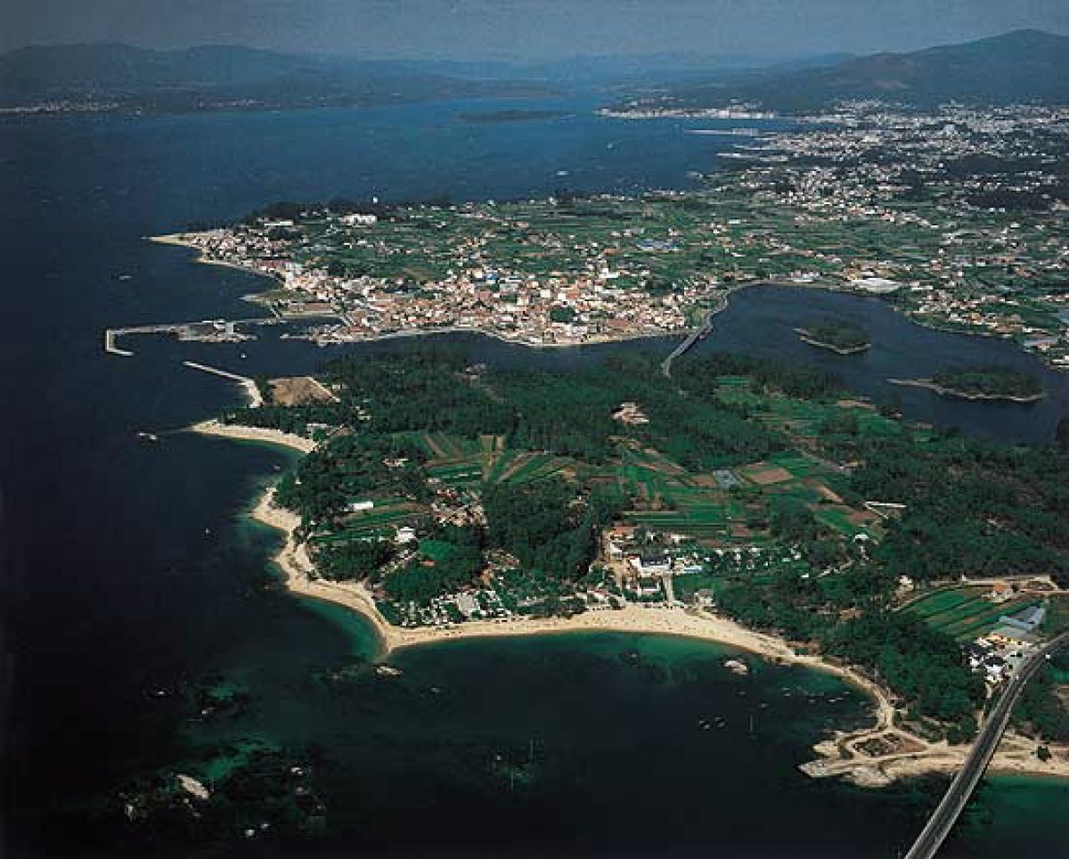 Un día en la ría de Arousa (Rías Baixas, Galicia) Un día en la ría de Arousa (Rías Baixas, Galicia)